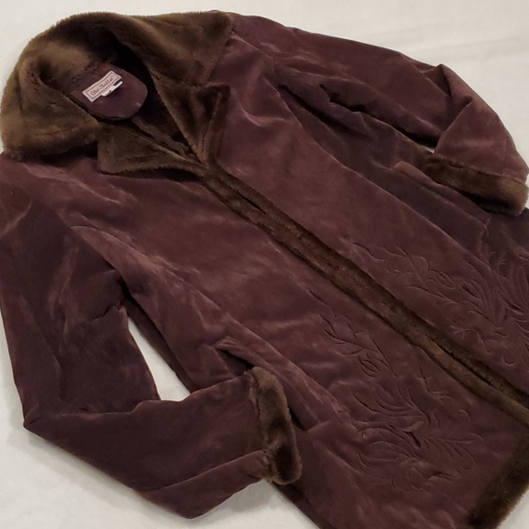 Che-Bella | Jackets & Coats | Che Bella Coat | Poshmark